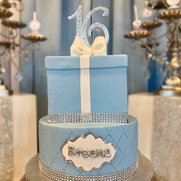 Amazon | Party Supplies | Bling 6 Cake Topper | Poshmark